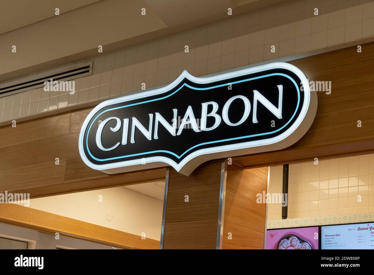 Usa fast food counter 2020 hi-res stock photography and images - Alamy