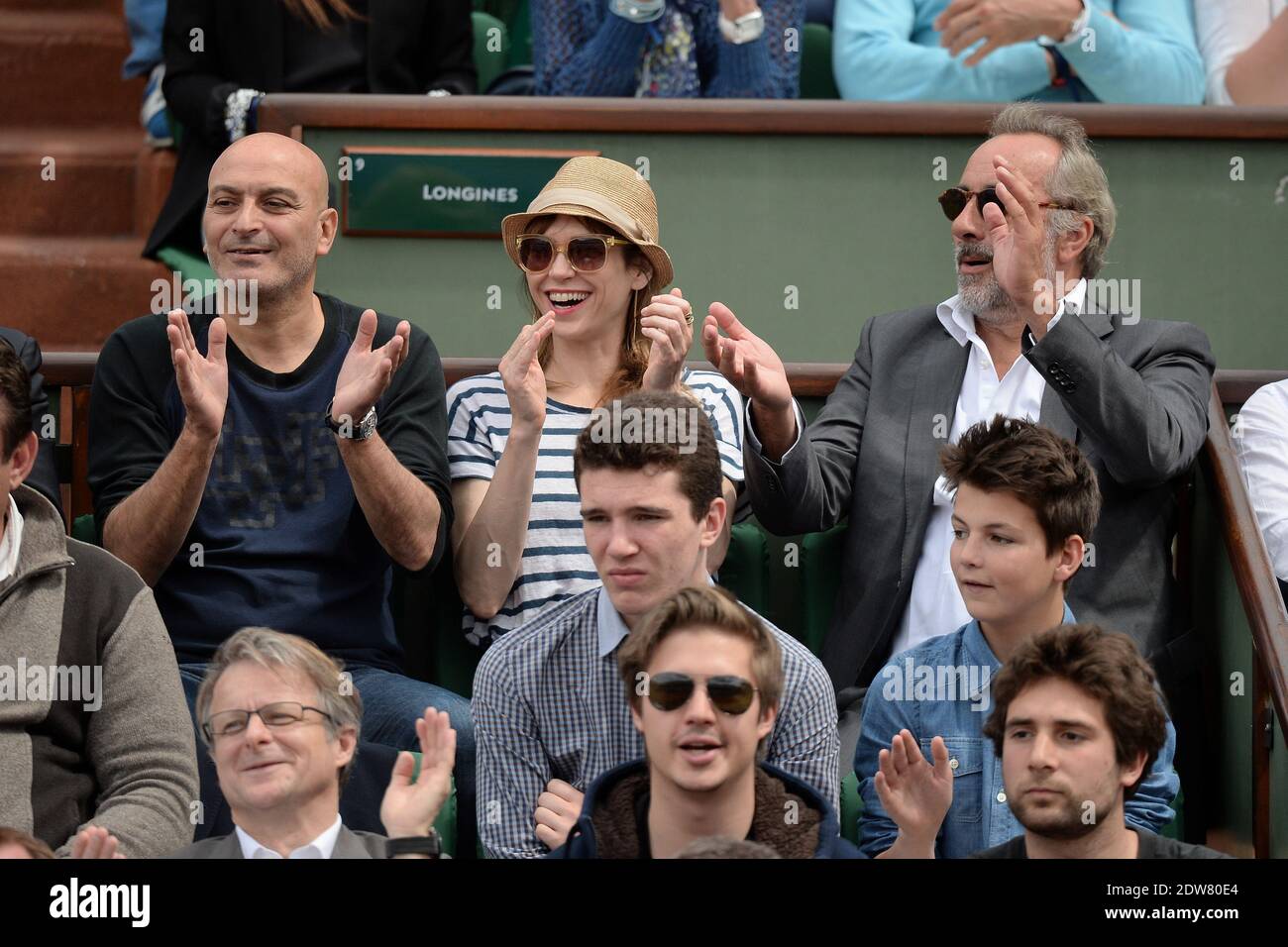 Marie-Josee Croze and Antoine Dulery watch a game during the French ... Marie-Josee Croze and Antoine Dulery watch a game during the French ...
