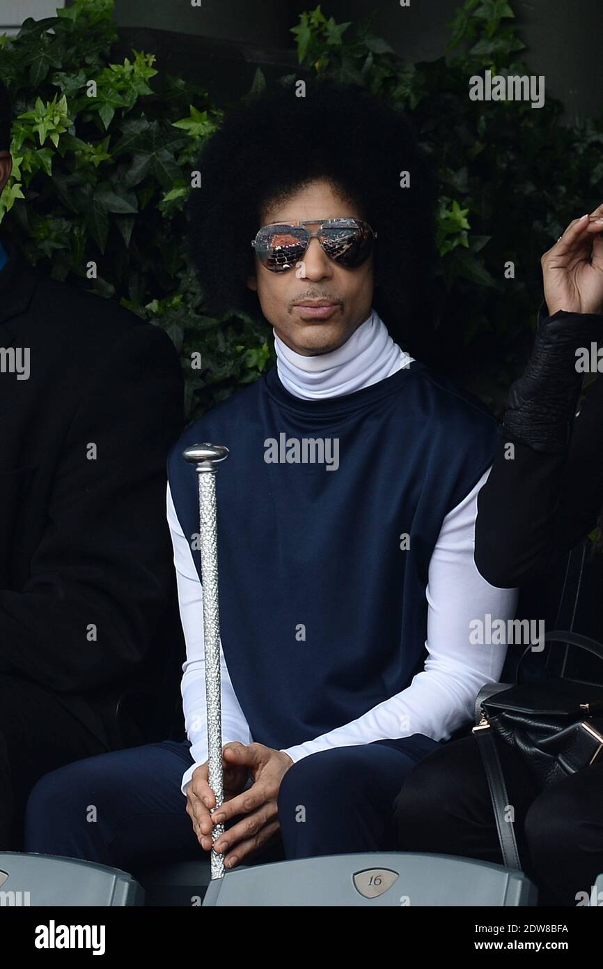 Singer Prince watchinges Rafael Nadal playing his eight-final game of ...