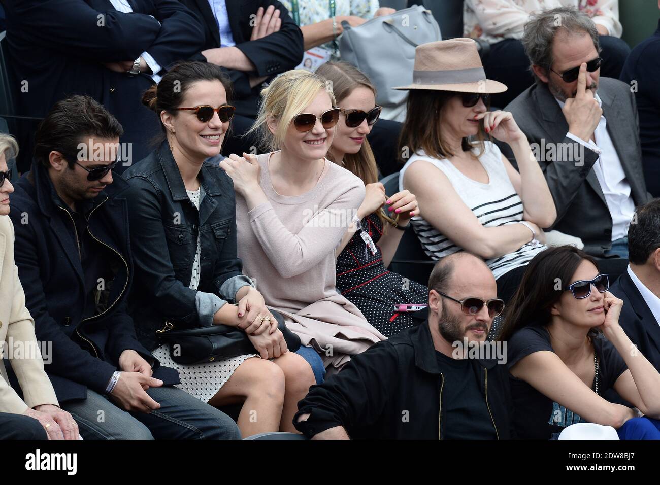 Zoe Felix, Julie Judd and Deborah Francois watchinges a eight-final ...