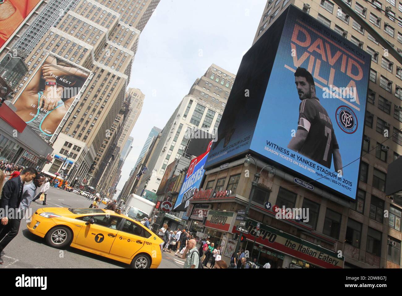 Giant Billboard welcoming Spanish player David Villa to New York City ...