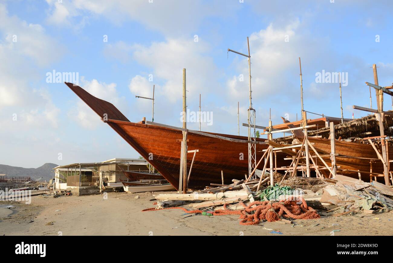 The dhow shipyard in Sur, Oman Stock Photo - Alamy