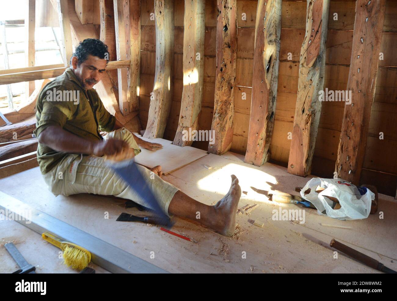 The dhow shipyard in Sur, Oman Stock Photo - Alamy