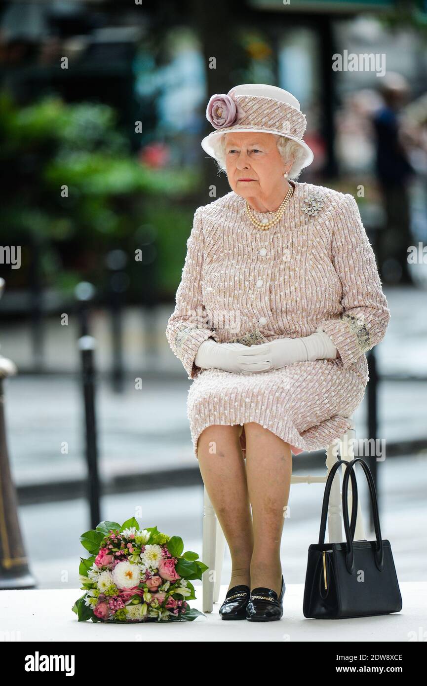 Queen Elizabeth II visits Paris Flower Market on June 7, 2014 in Paris ...