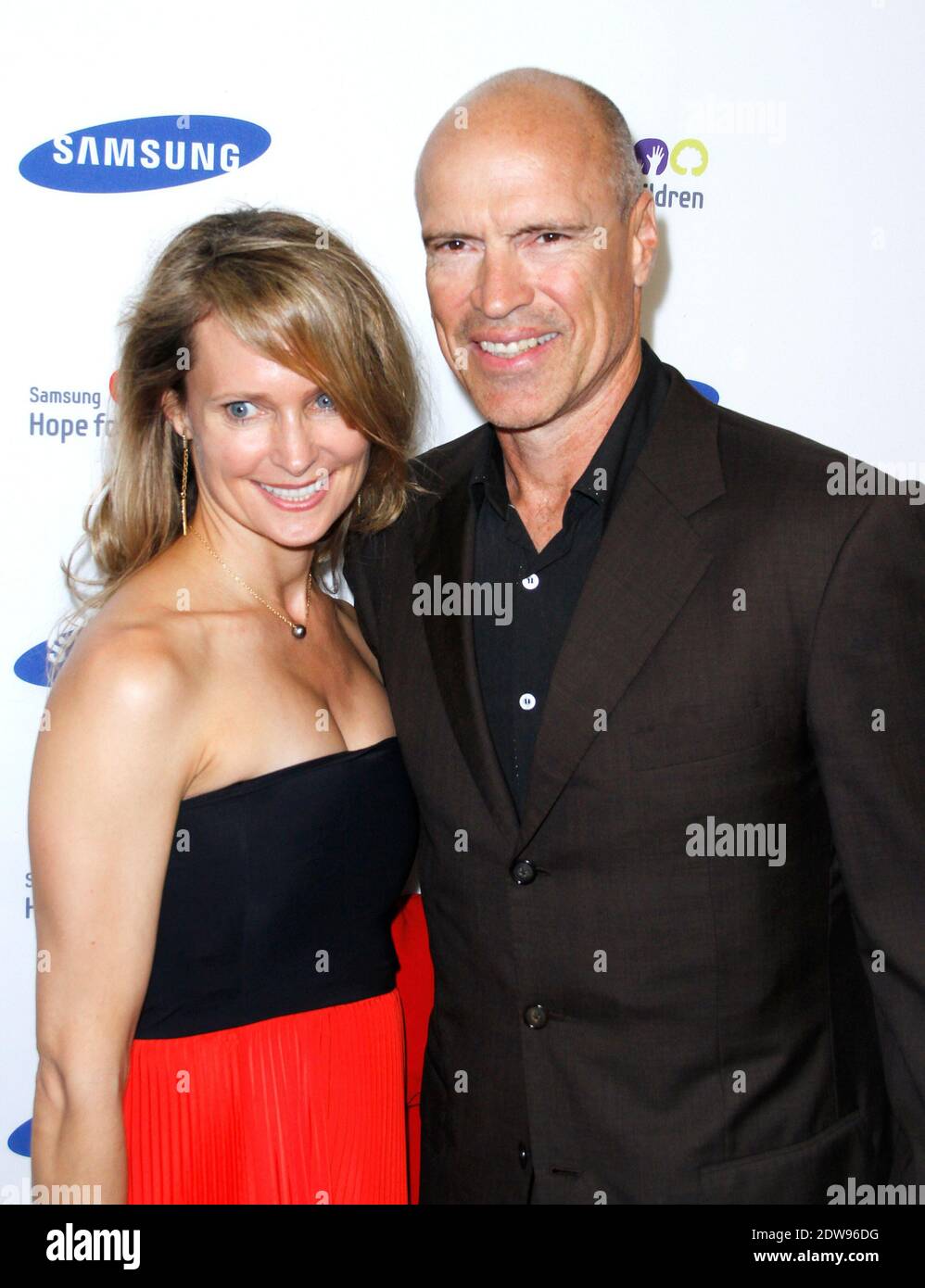 Mark messier hi-res stock photography and images - Alamy