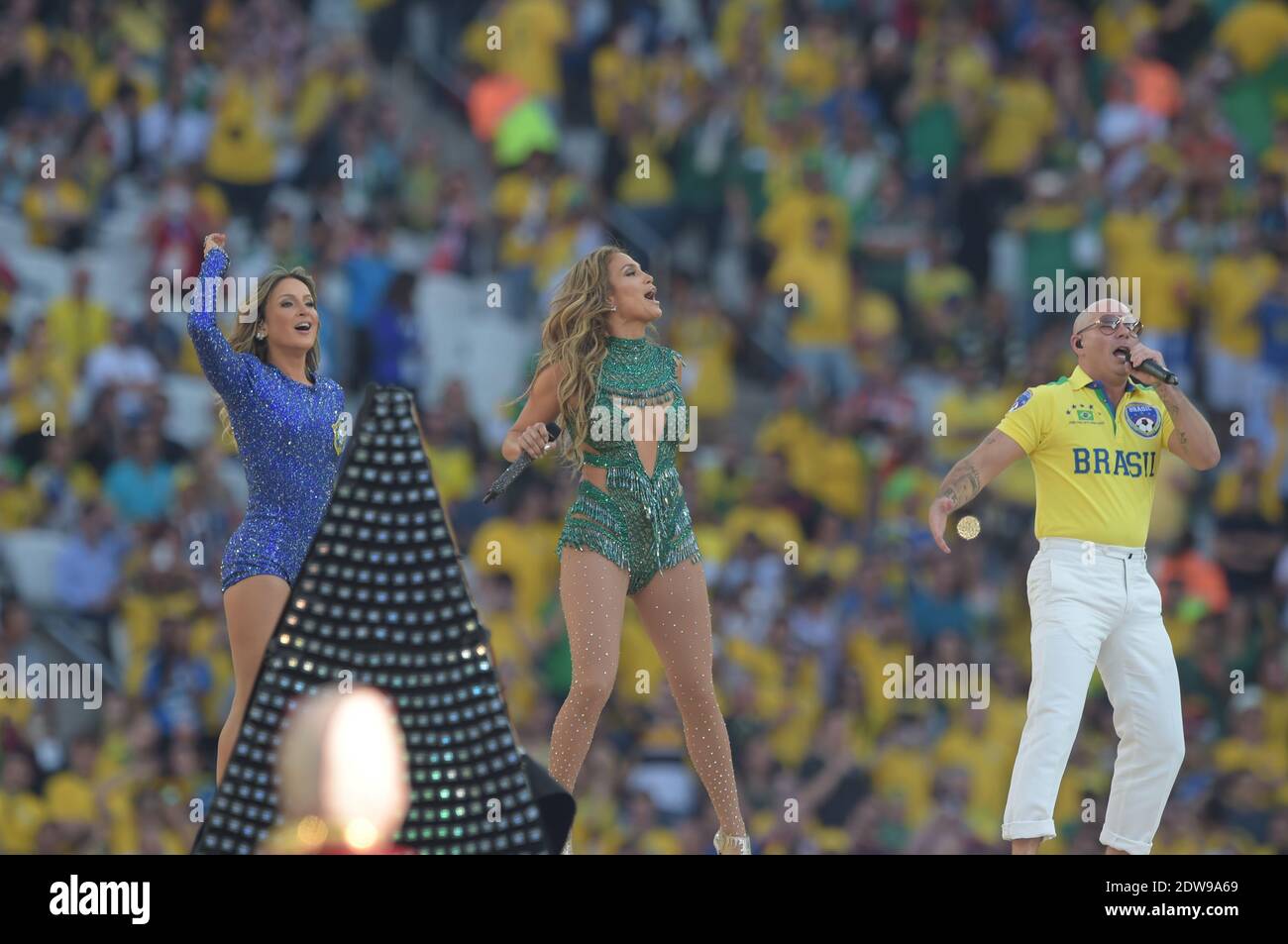Coupe du monde jennifer lopez hi-res stock photography and images - Alamy