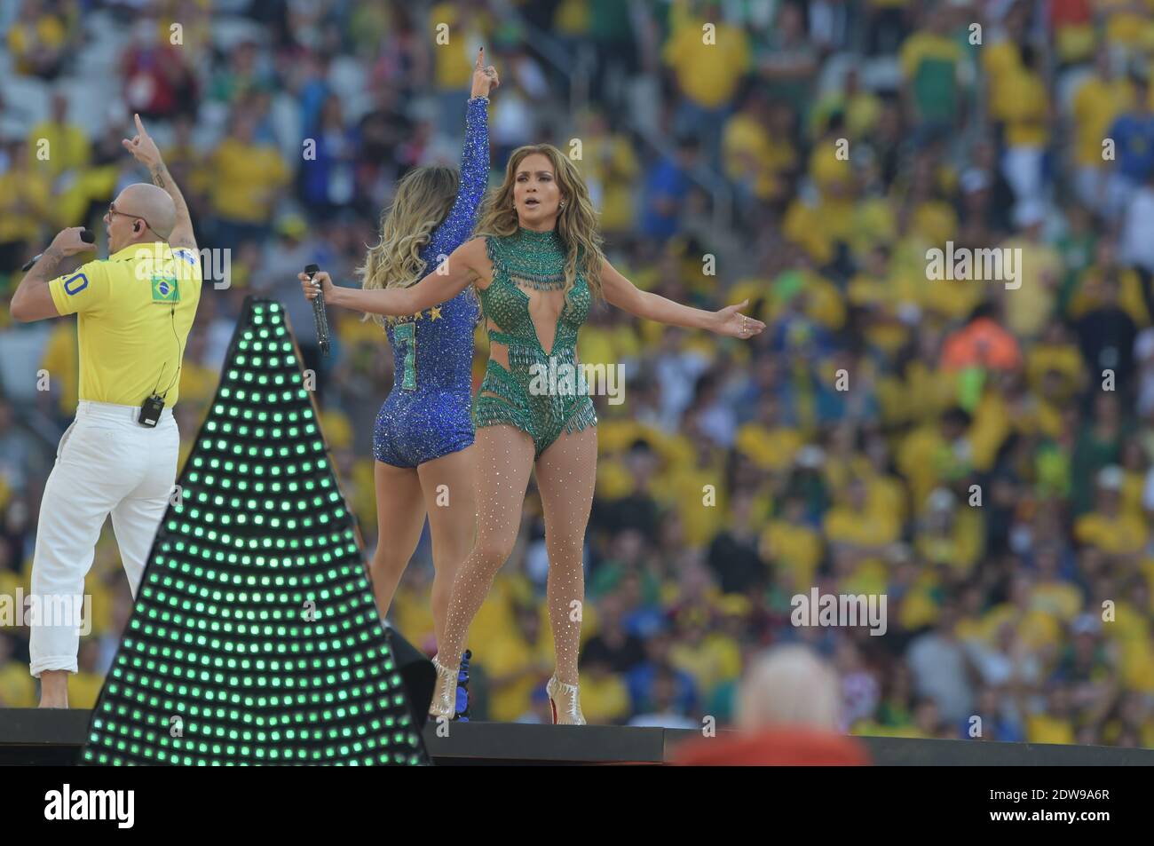 Coupe du monde jennifer lopez hi-res stock photography and images - Alamy