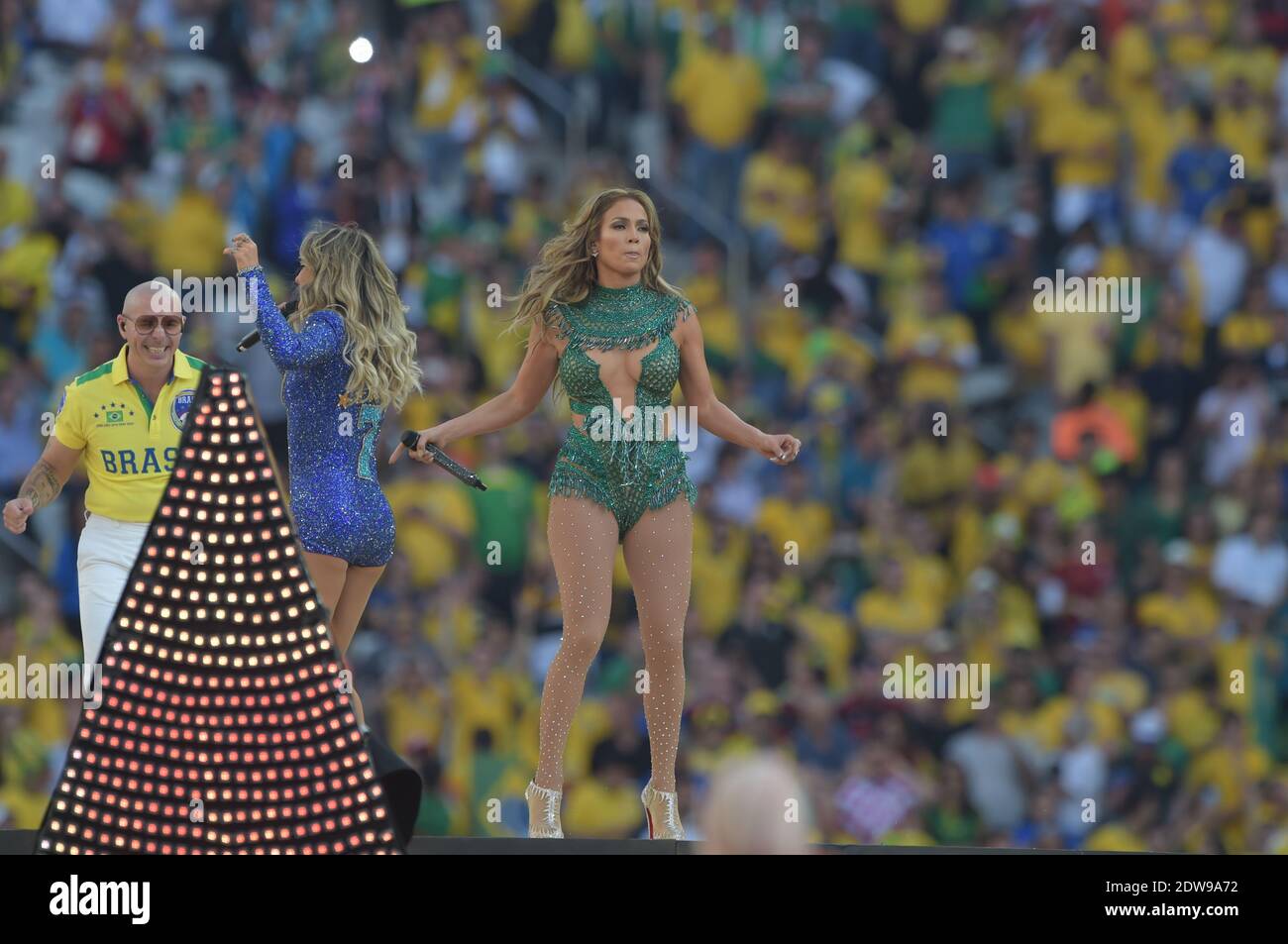 Coupe du monde jennifer lopez hi-res stock photography and images - Alamy