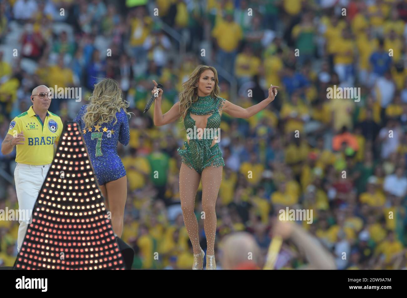 Coupe du monde jennifer lopez hi-res stock photography and images - Alamy