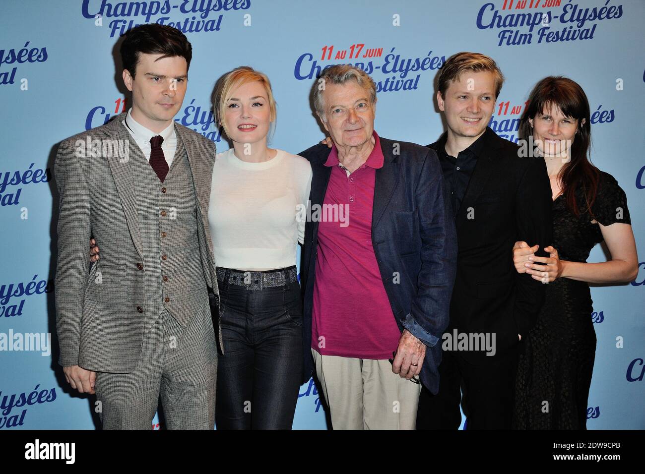 Raphael Neal, Julie Judd, Philippe Laudenbach, Martin Loizillon and ...