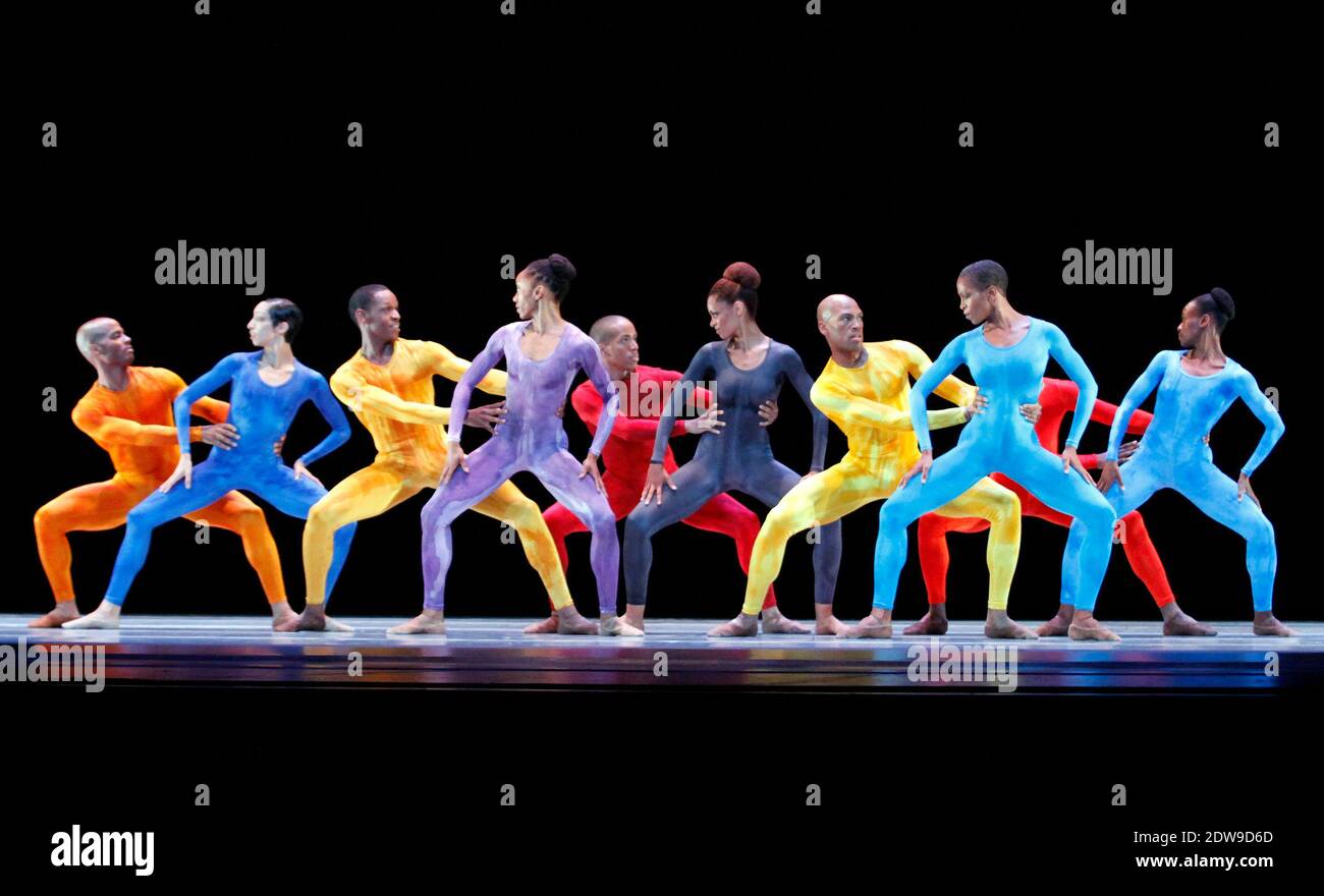 Alvin Ailey dancers rehearse Lincoln Center premiere"Polish Pieces" by ...