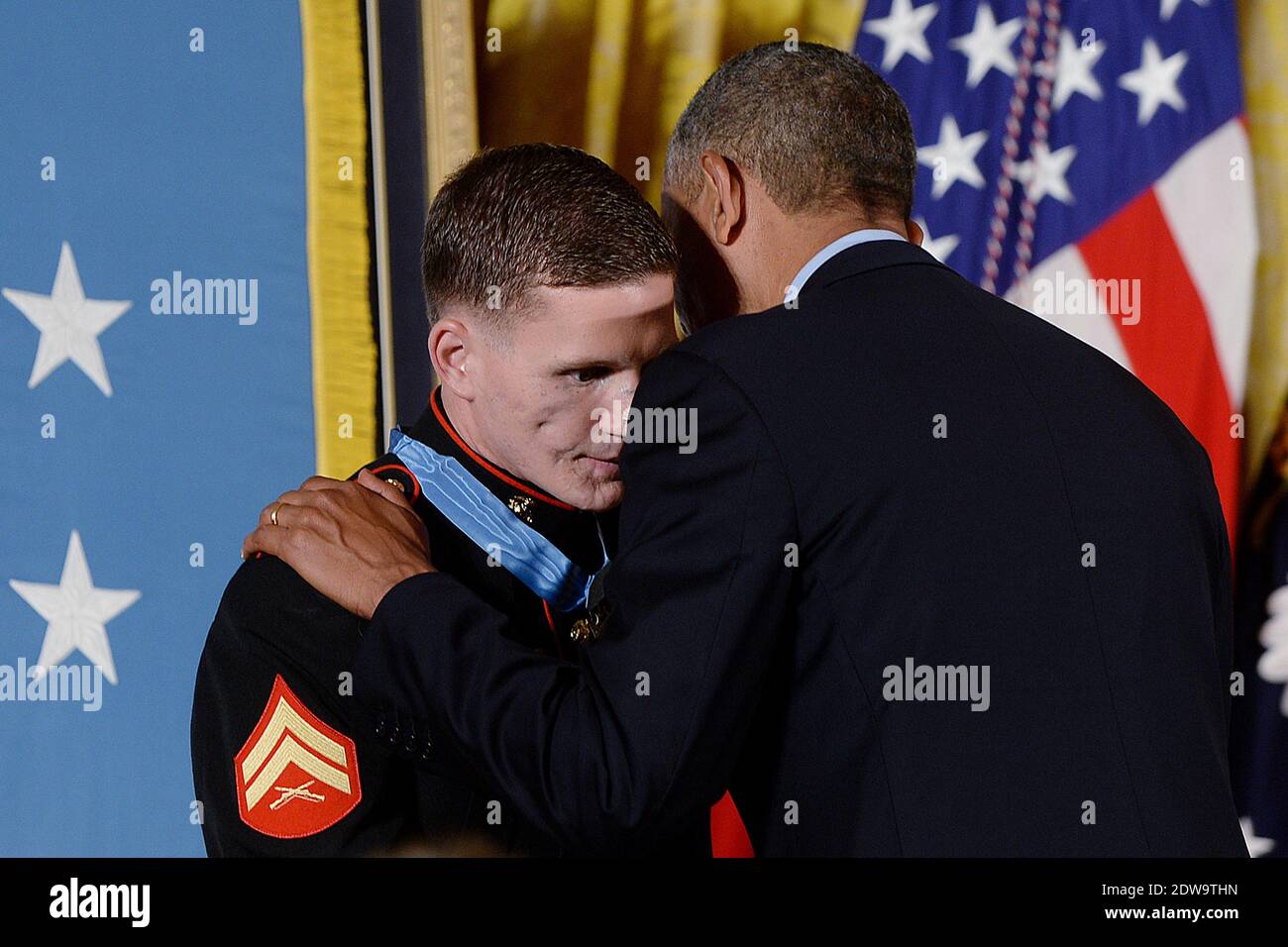 President Barack Obama awards Corporal William 'Kyle' Carpenter, U.S ...