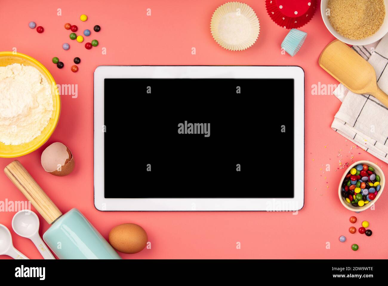 Baking background frame. Ingredients, kitchen items for baking and ...