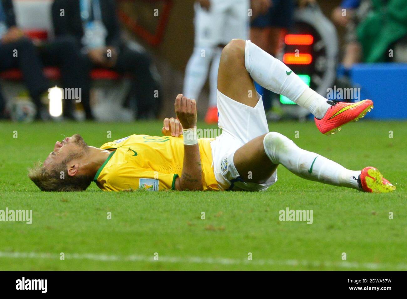 Soccer fifa world cup 2014 group cameroon 1 4 brazil hi-res stock ...