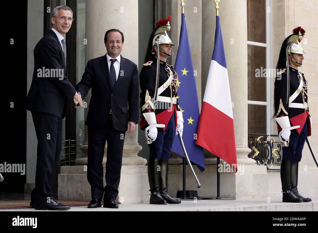 A la otan hi-res stock photography and images - Alamy