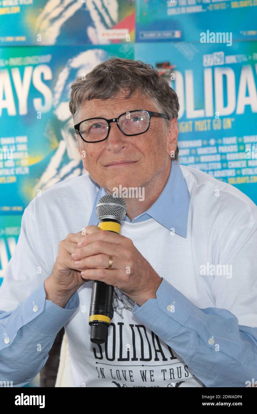 Bill Gates attending a Press Conference Opening the Solidays Music ...