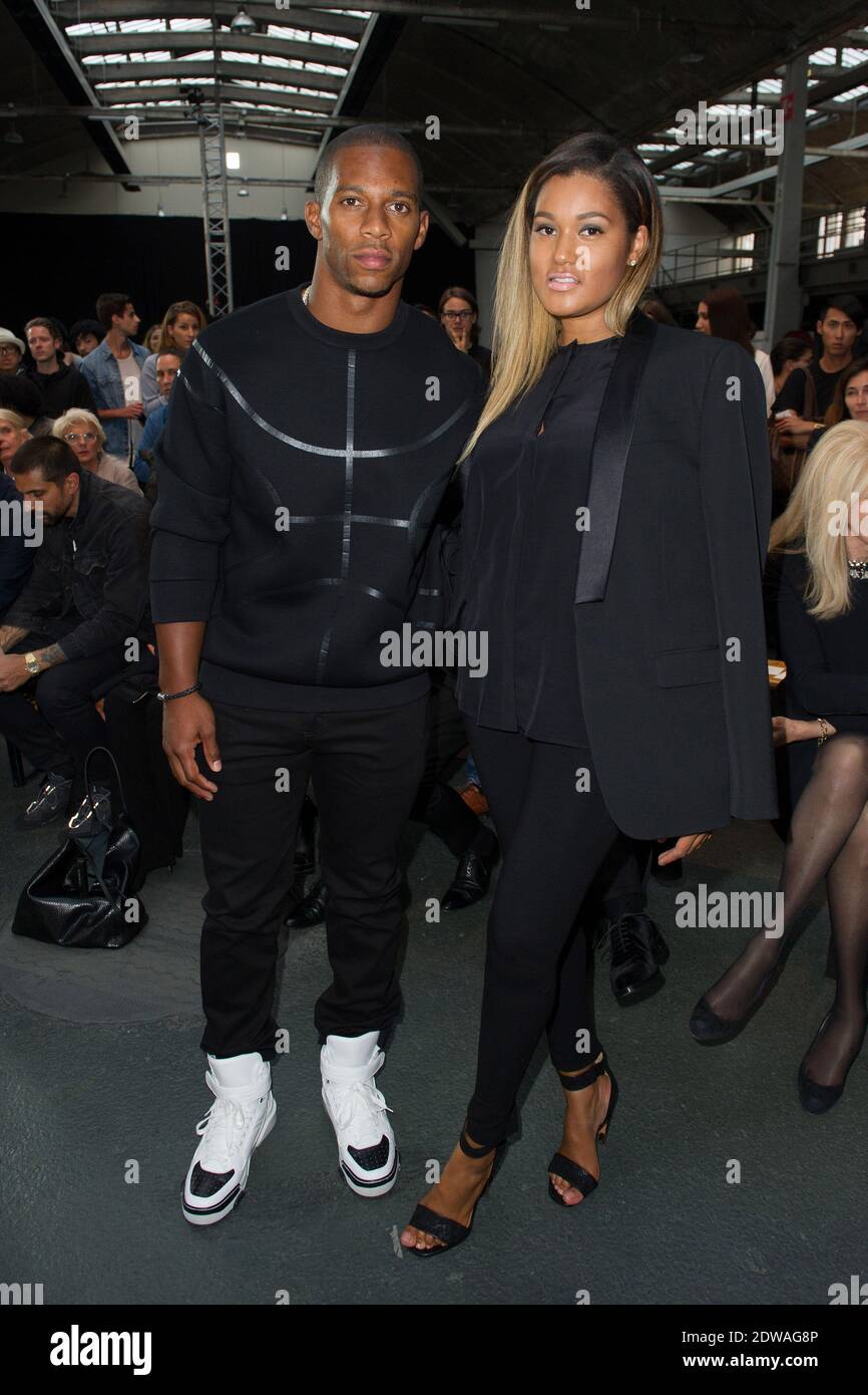 Victor cruz and elaina watley hi-res stock photography and images - Alamy