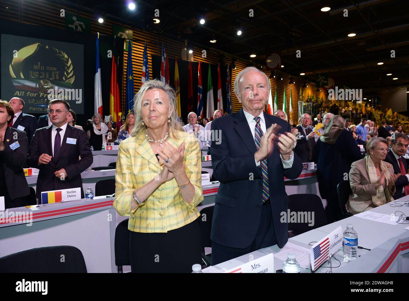 Joe lieberman and wife hadassah hi-res stock photography and images - Alamy