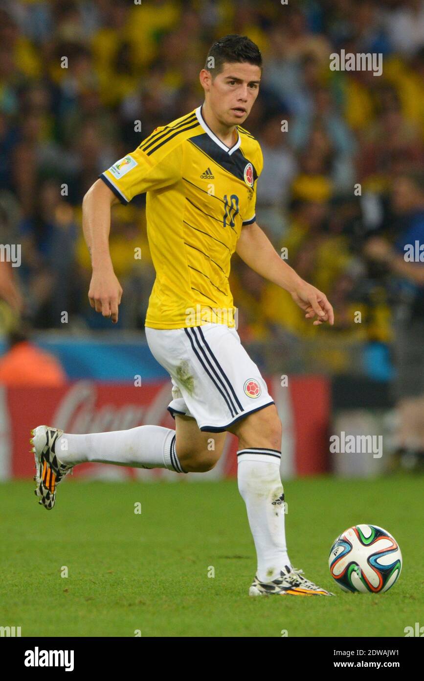 James rodriguez uruguay 2014 hi-res stock photography and images - Alamy