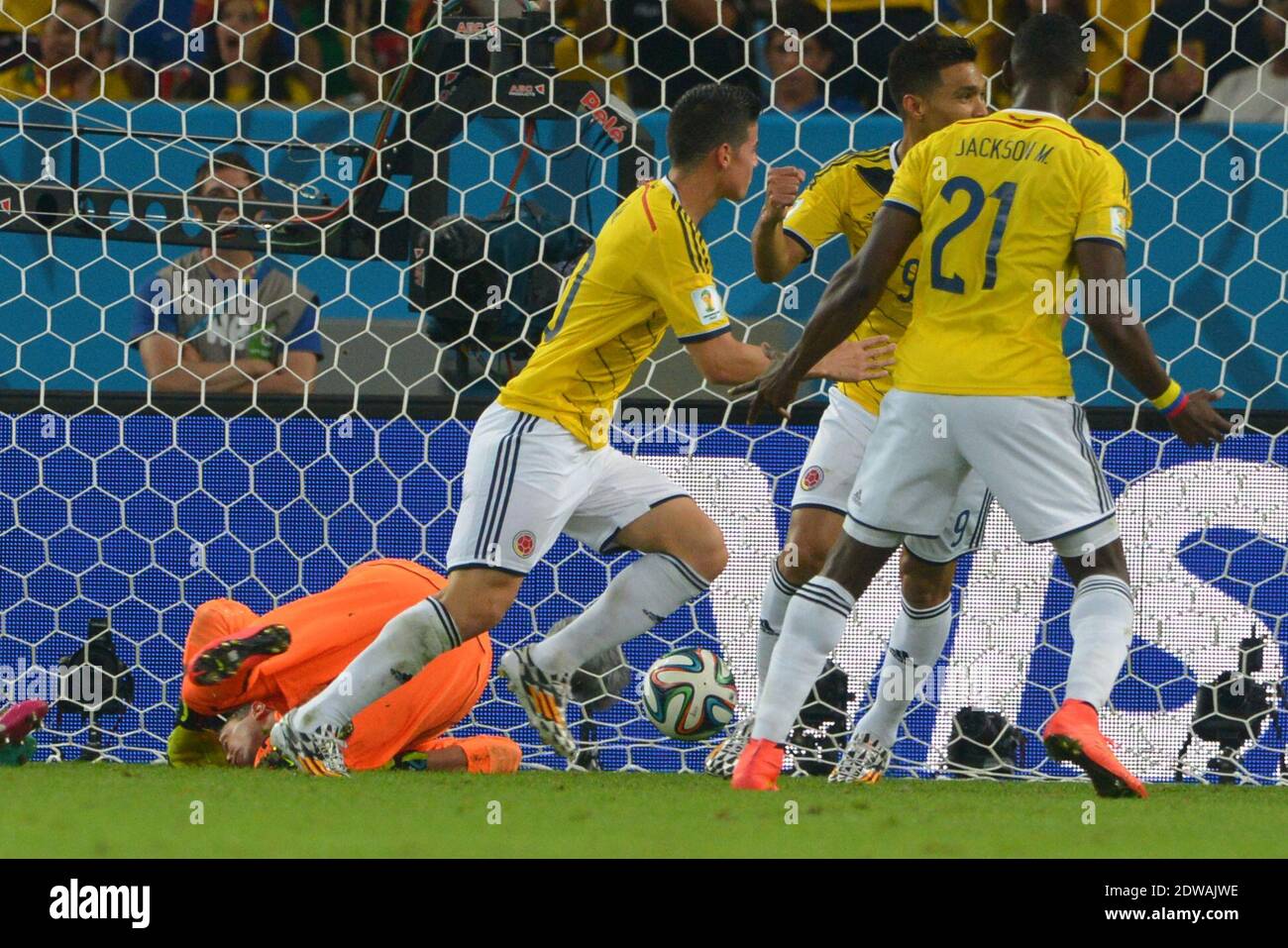 James rodriguez colombia brazil goal hi-res stock photography and ...