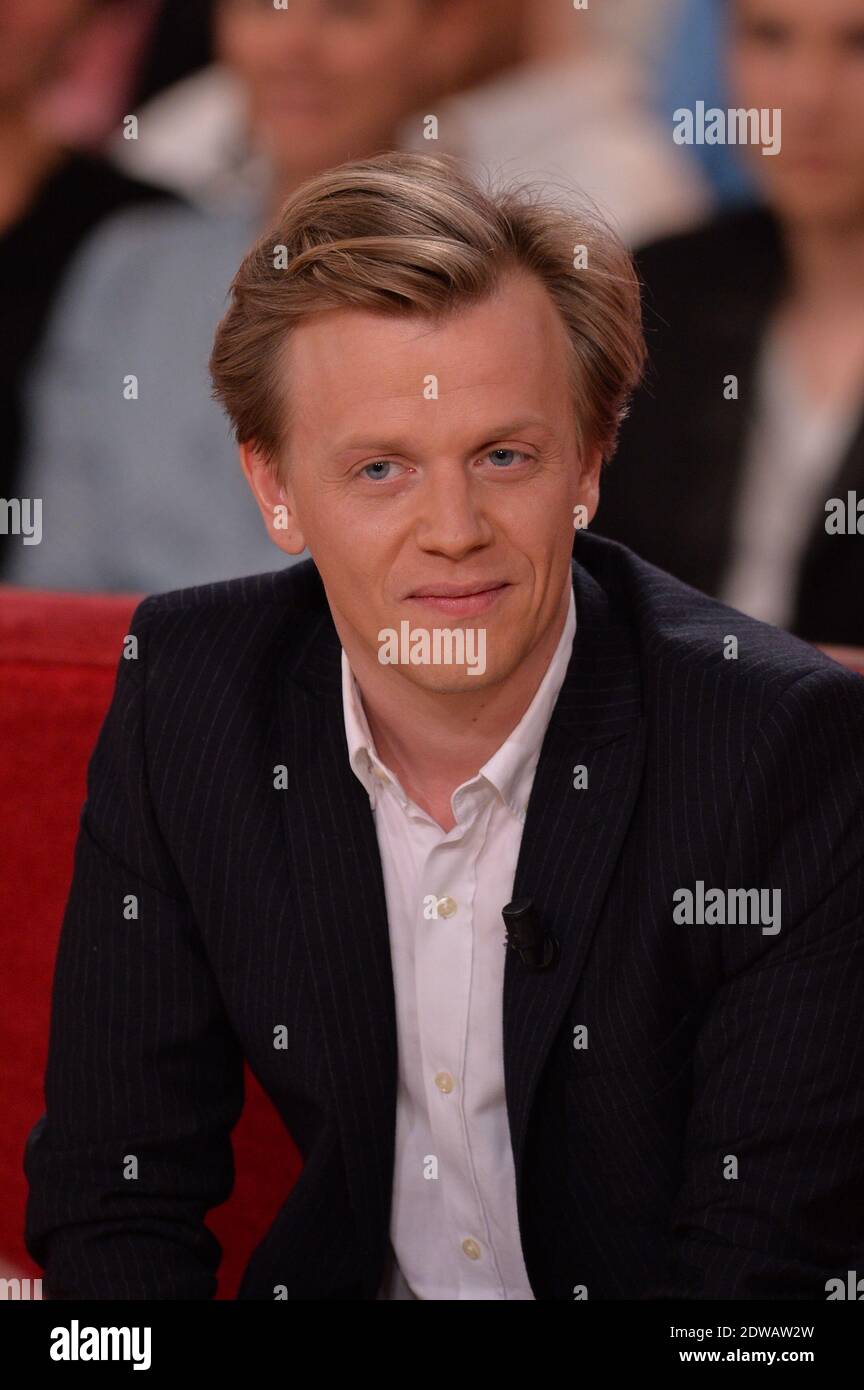 ALEX LUTZ attending the taping of Vivement Dimanche in Paris, France ...