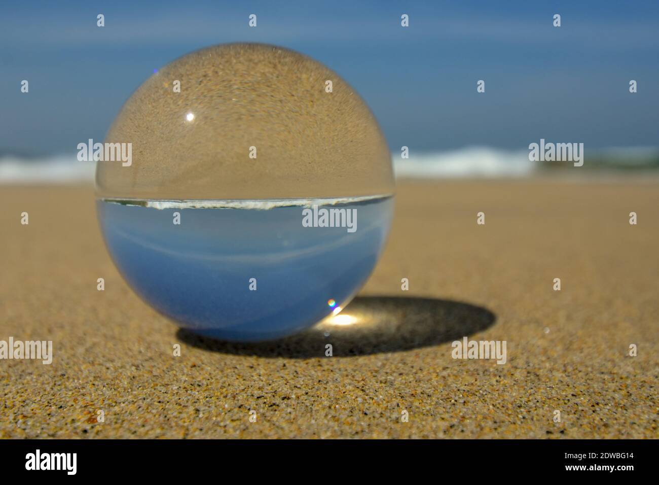 Crystal ball on shell hi-res stock photography and images - Alamy