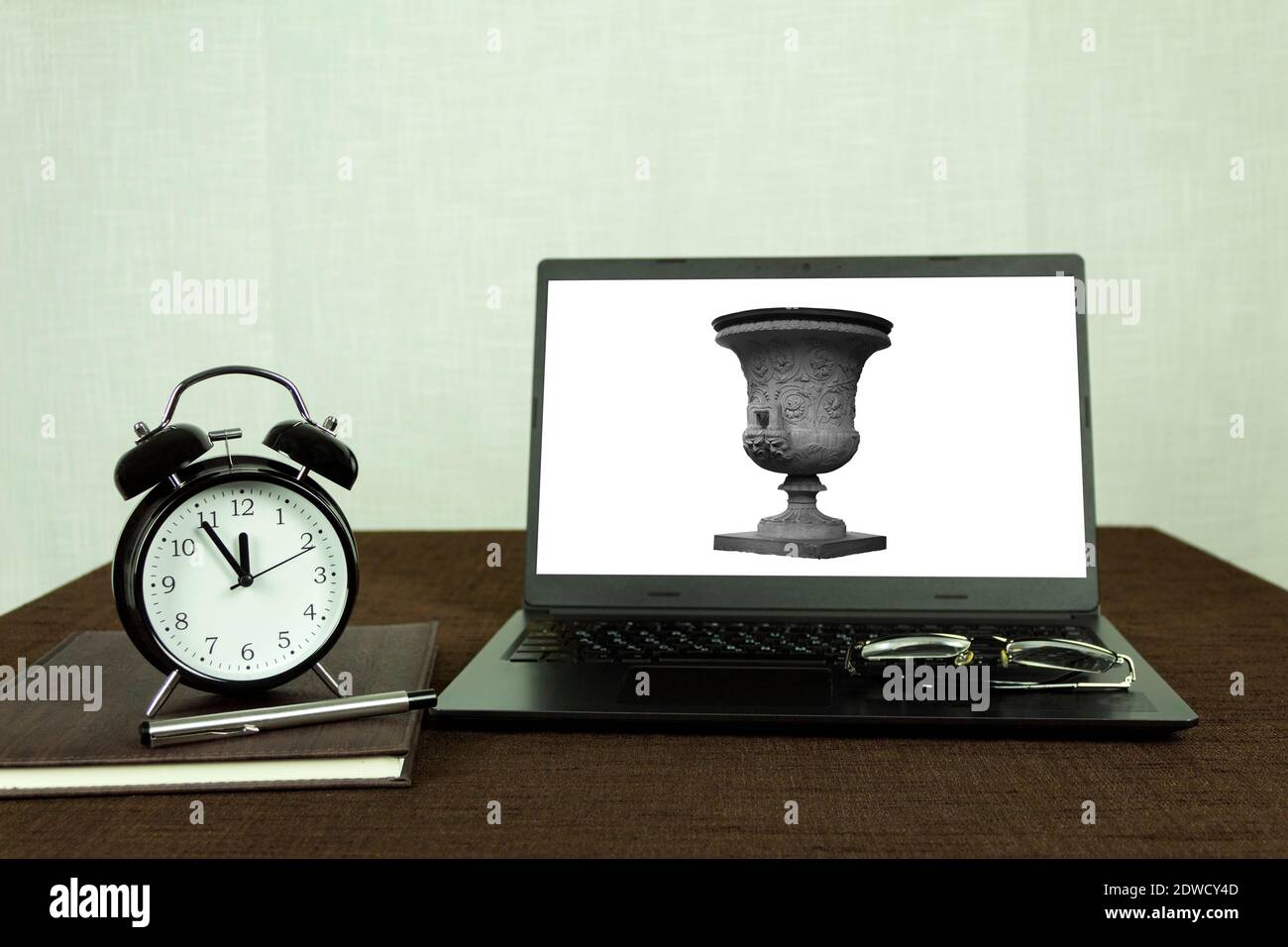 Lunch monitor hi-res stock photography and images - Alamy