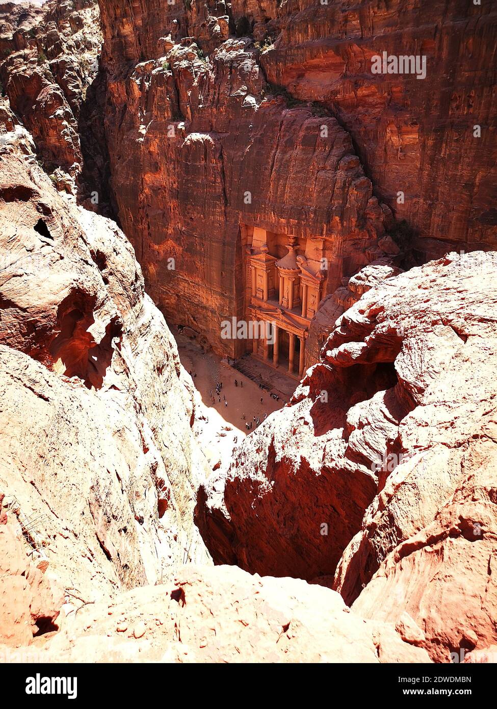 Petra treasury from above hi-res stock photography and images - Alamy