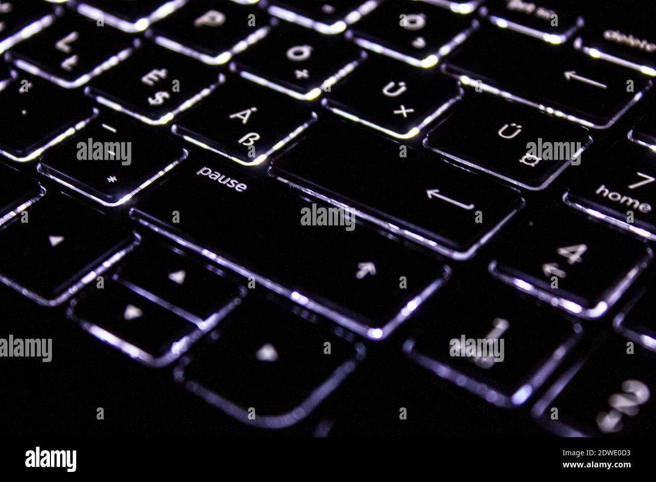 Computer keyboard key font letter hi-res stock photography and images ...