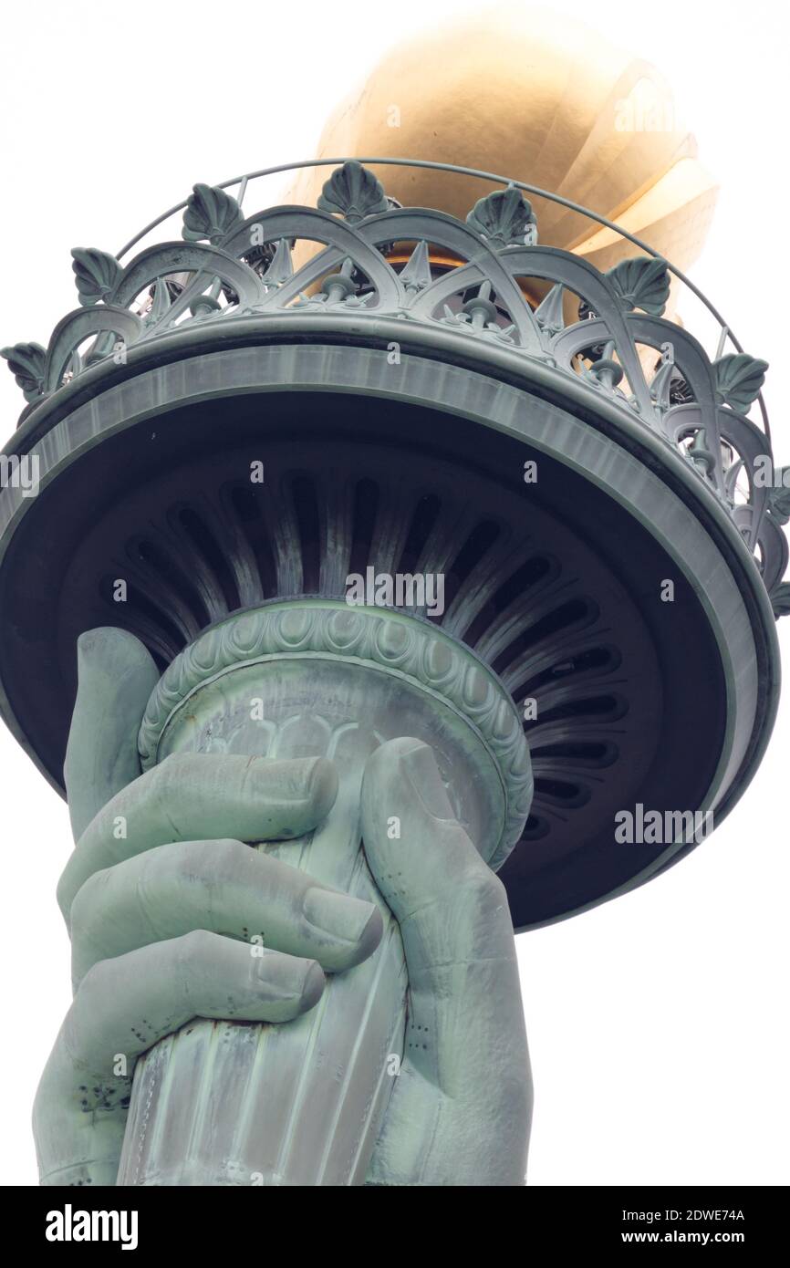 Colossal copper hi-res stock photography and images - Alamy