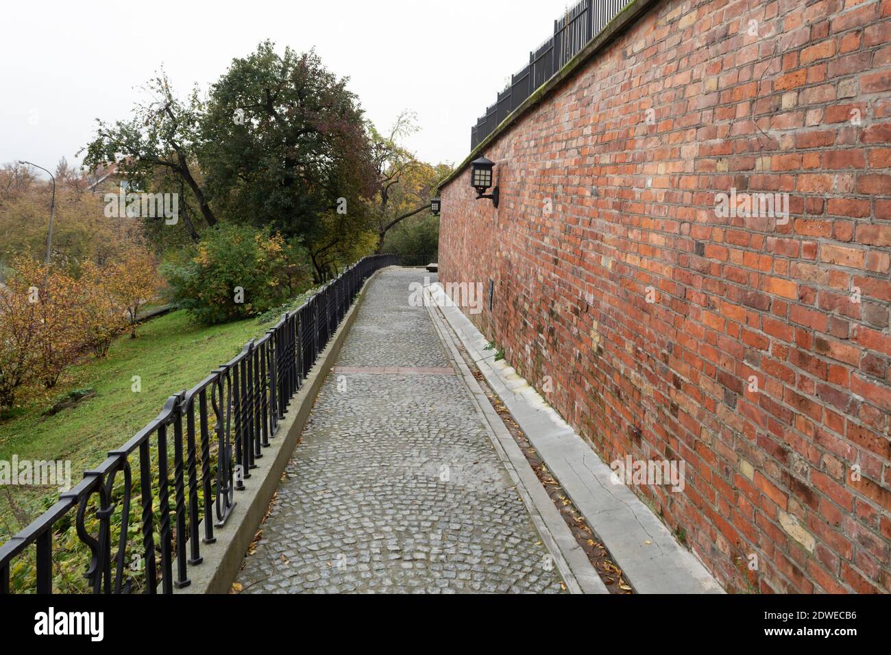 Cobblestone and cobbled path along the redstone wall Stock Photo - Alamy