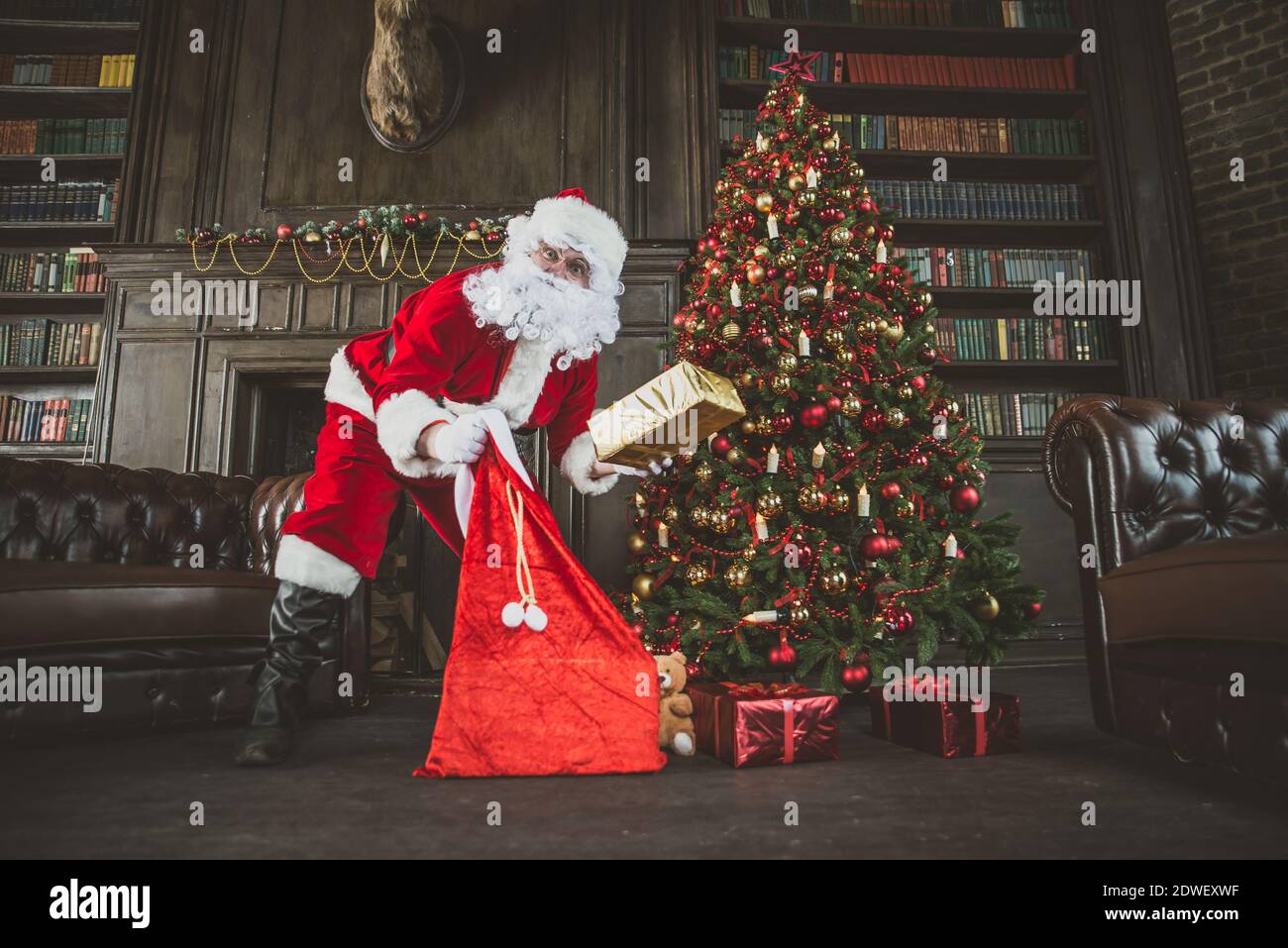 Vintage Childhood Portraits High Resolution Stock Photography and ...