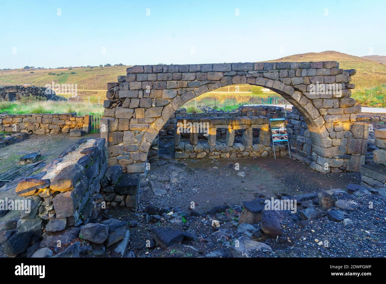 Mikveh hi-res stock photography and images - Alamy