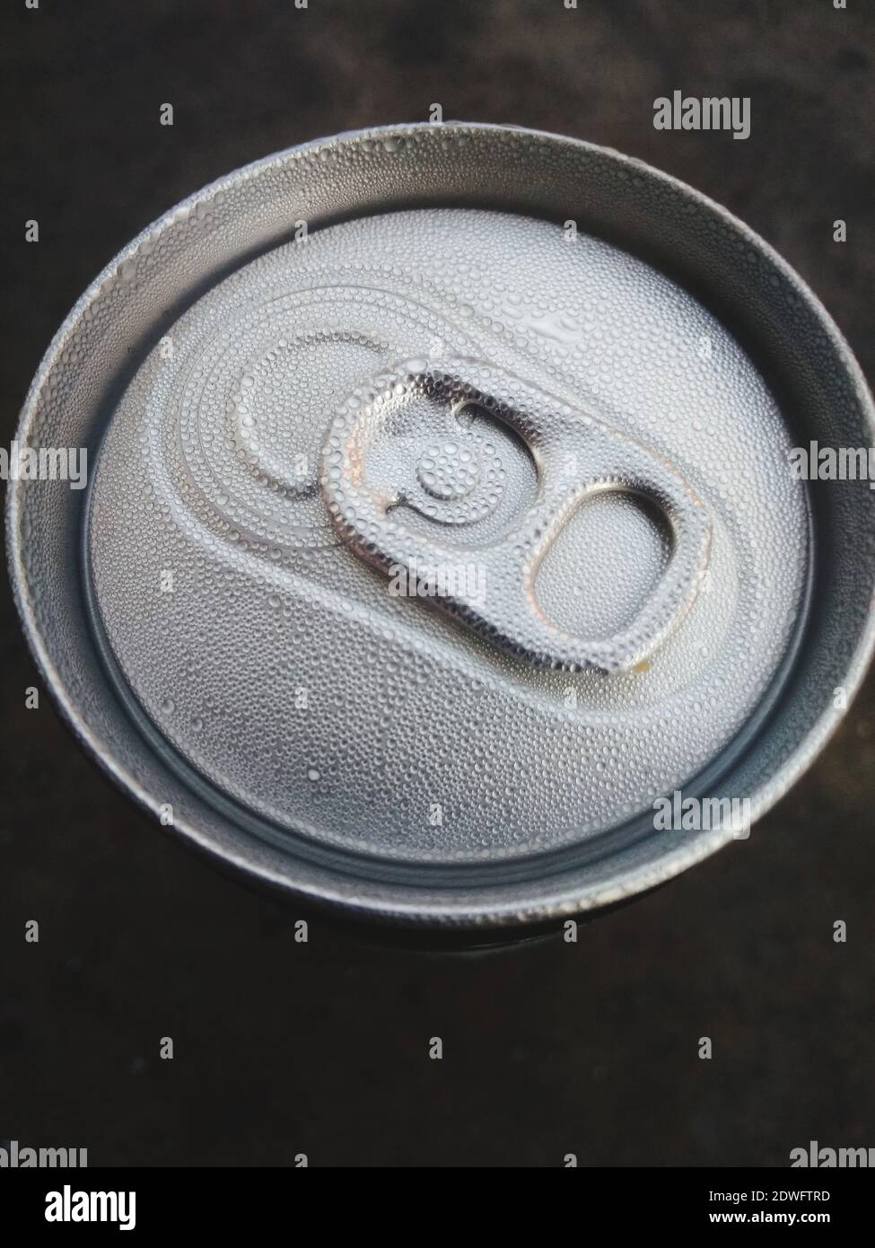 Drink can circle hi-res stock photography and images - Alamy