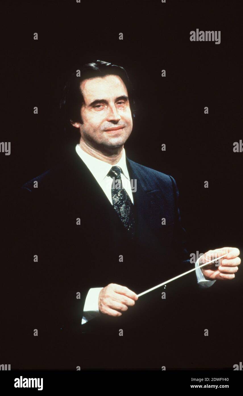 RICCARDO MUTI, italienscher Dirigent, Portrait circa 1998. RICCARDO ...