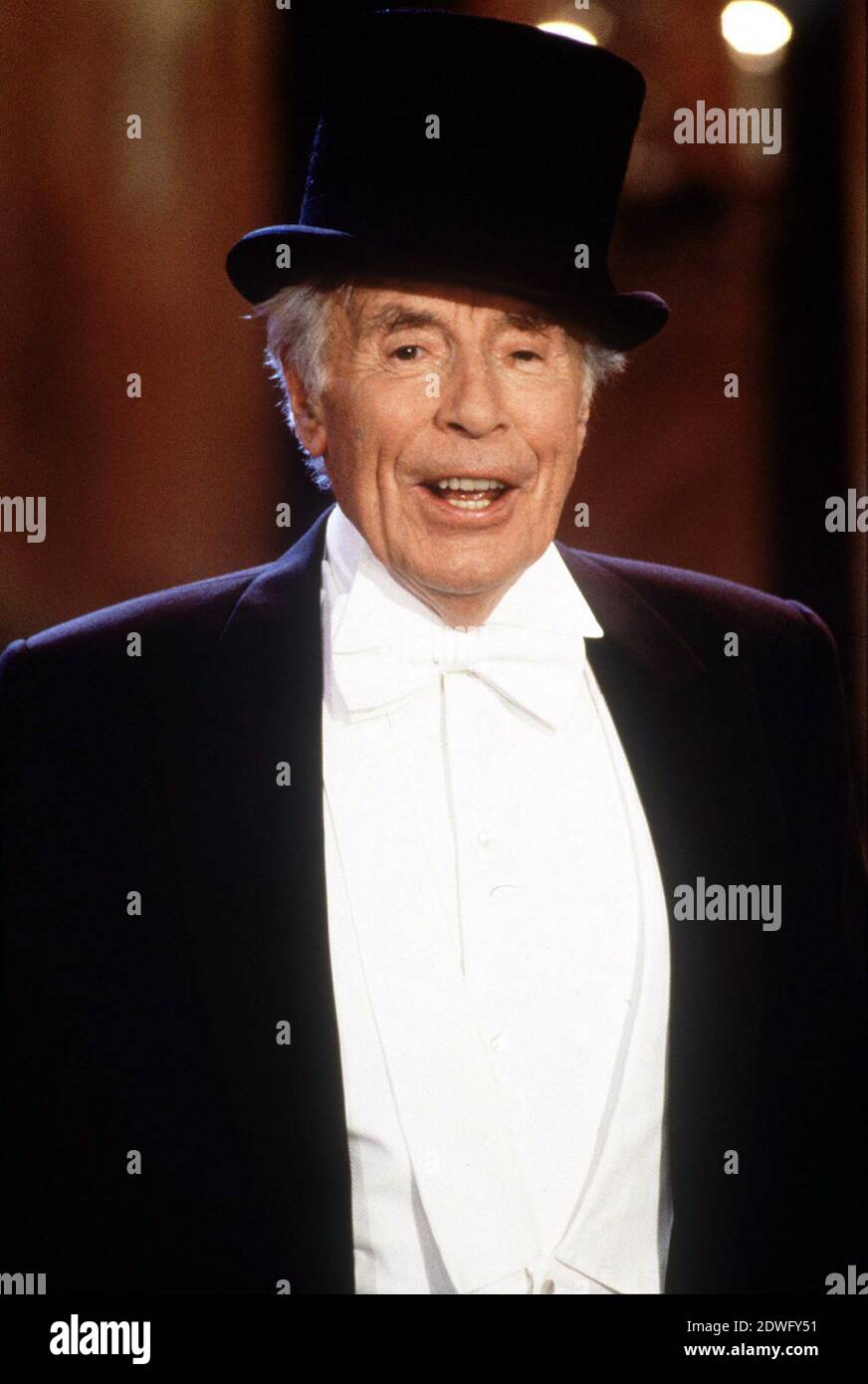 JOHANNES HEESTERS, Schauspieler, Filmschauspieler und Sänger aus den ...