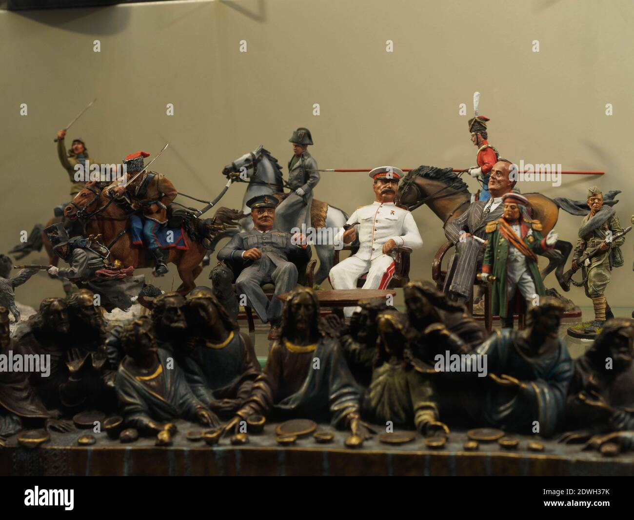 Moscow, Russia. 20th Dec, 2020. Miniature figures of the leaders of the ...