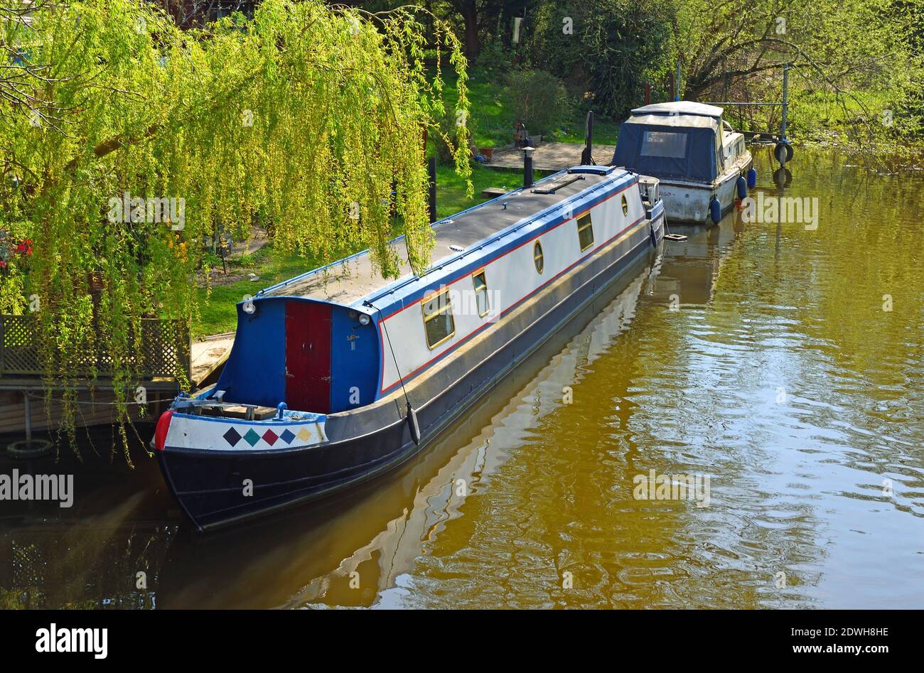 Narrow boat on river ouse hi-res stock photography and images - Alamy