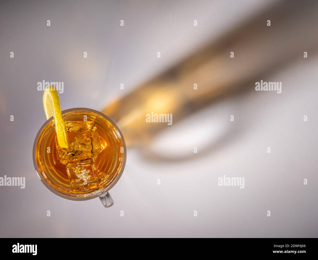 Ice tea top view hi-res stock photography and images - Alamy