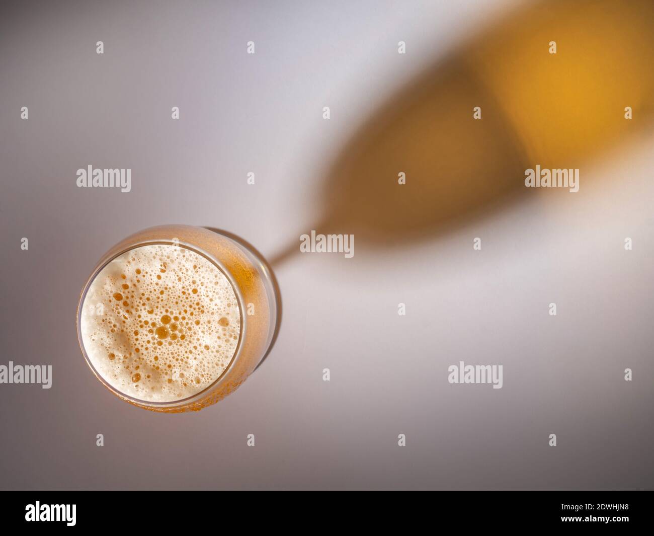 Beer from above foam hi-res stock photography and images - Alamy
