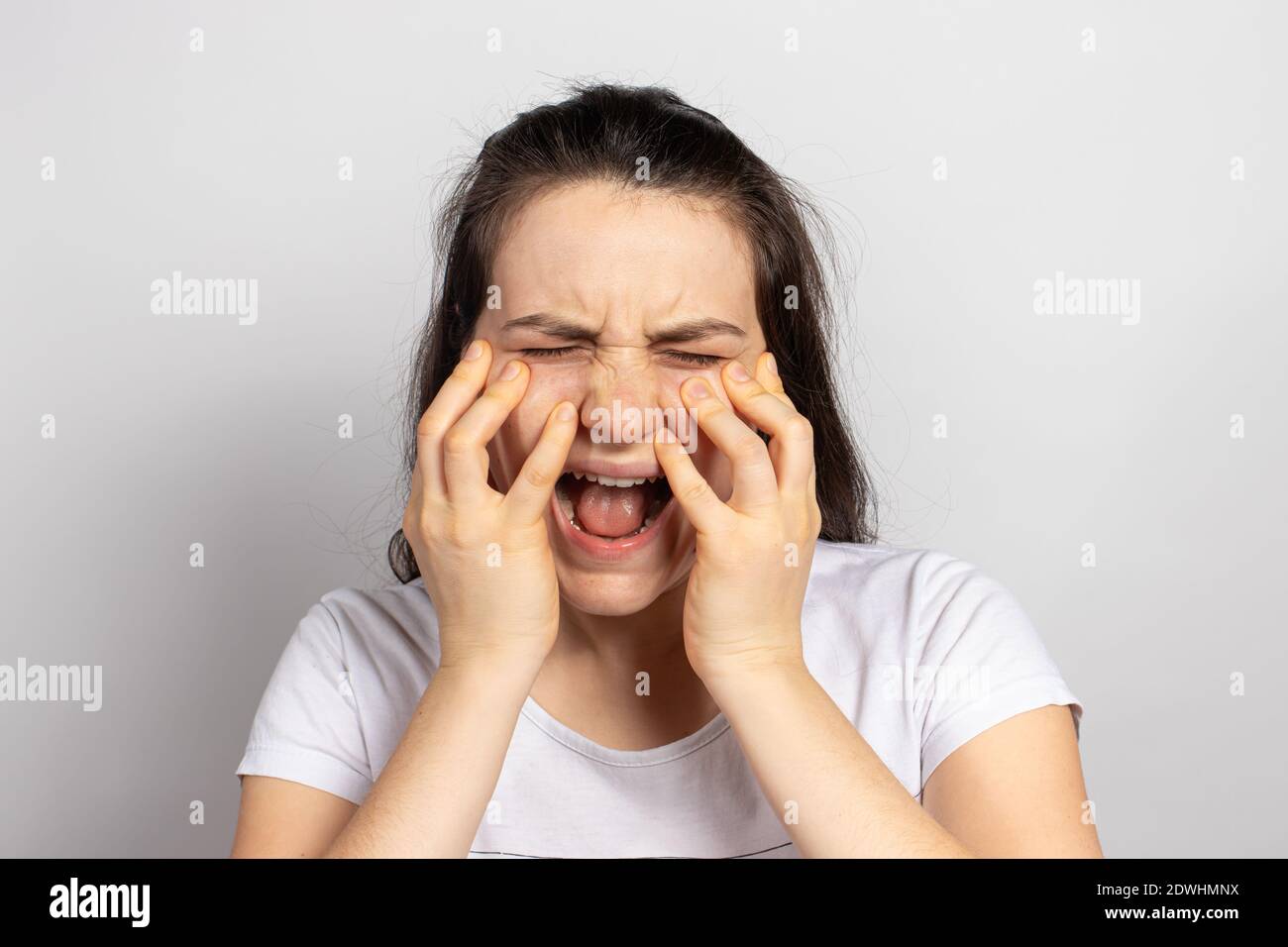A woman's face hurts. Trigeminal neuralgia, neuritis and nerve ...