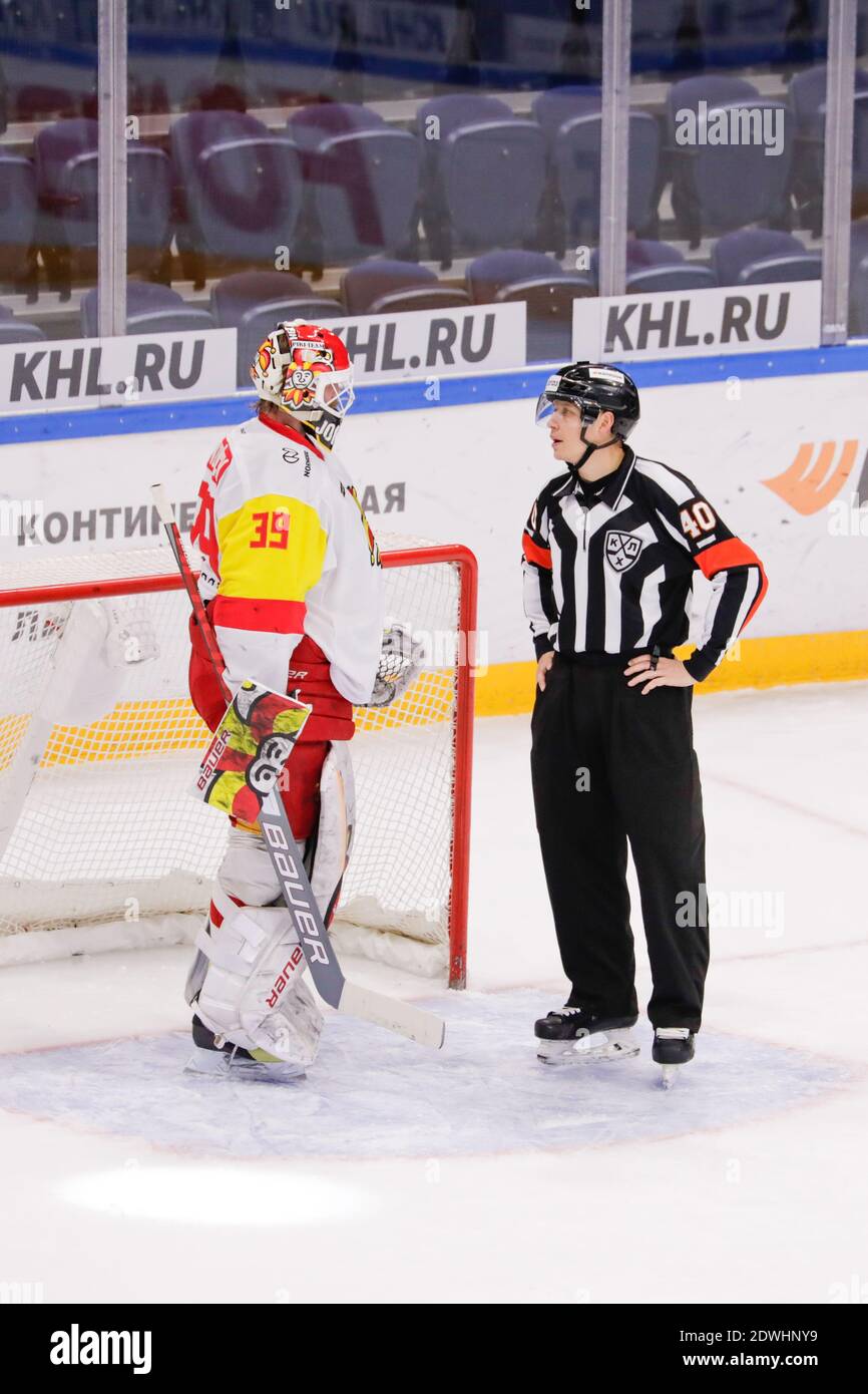 Referee russia hi-res stock photography and images - Alamy