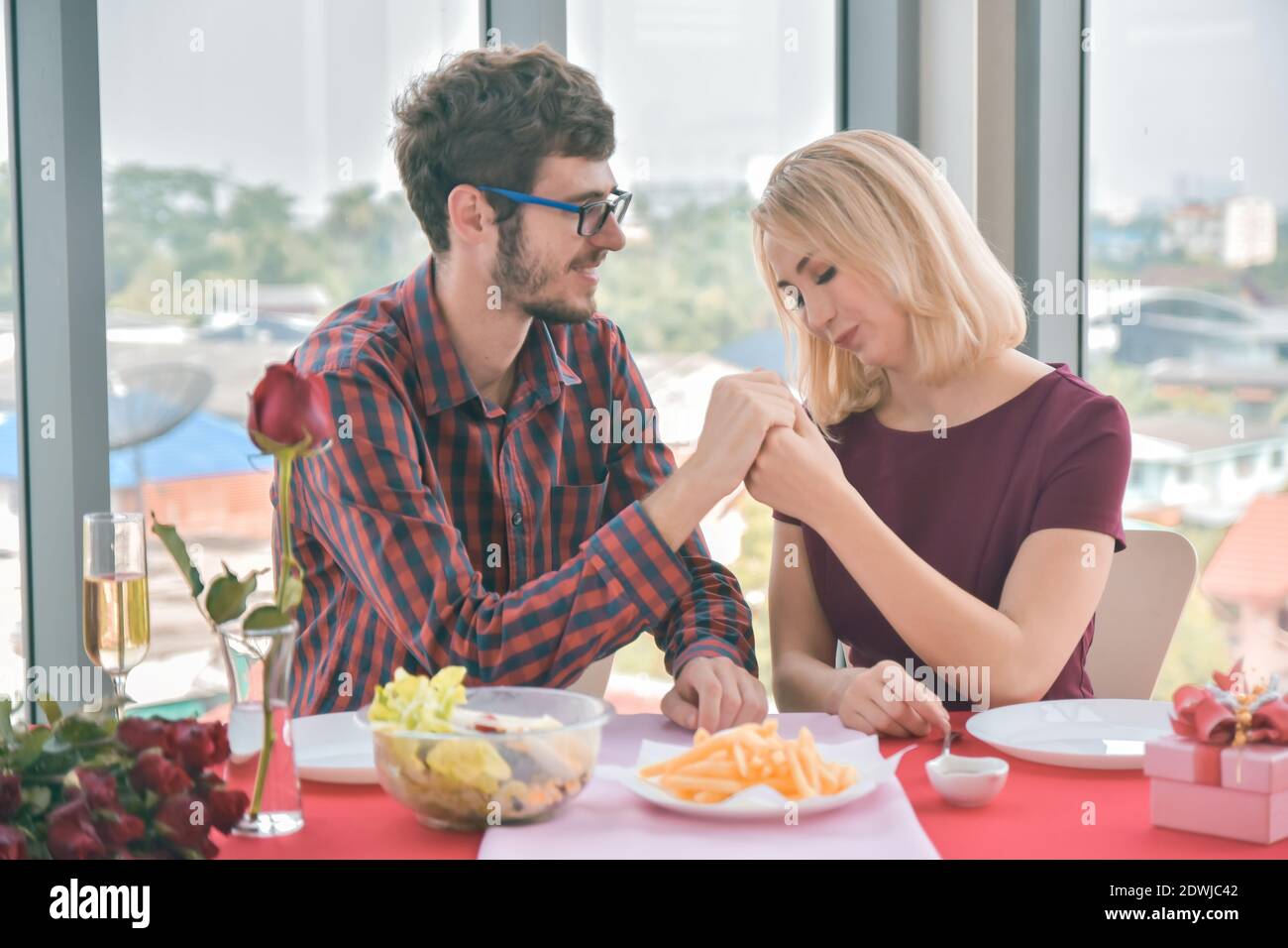 Two couples dinner table on hi-res stock photography and images - Alamy