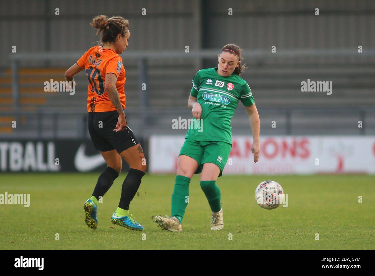 Brooke Nunn (#10 London Bees) and Anna Wilcox (#5 Coventry United ...