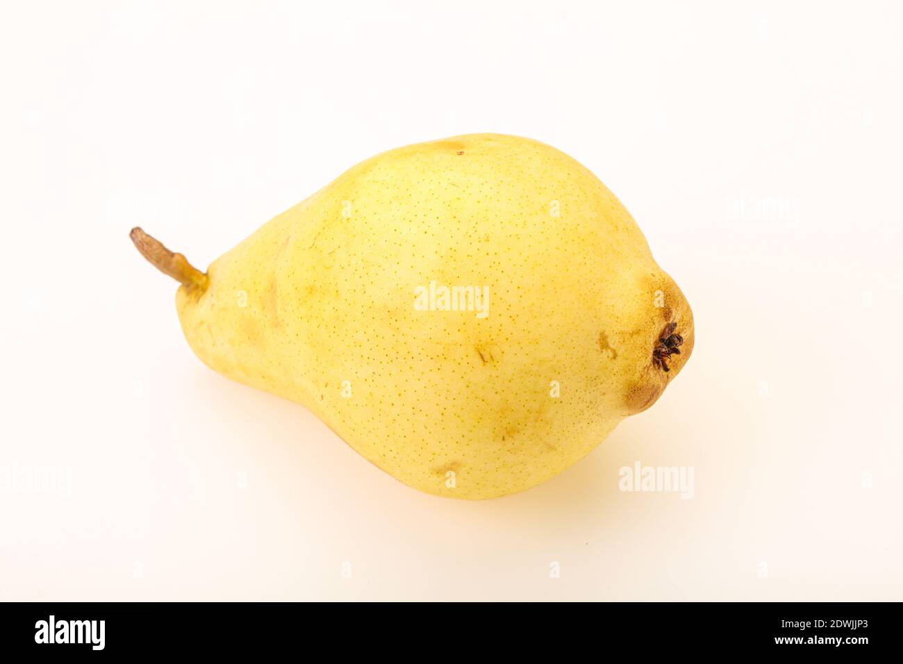 Ripe, tsasty and sweet Yellow Chinese Pear Stock Photo - Alamy
