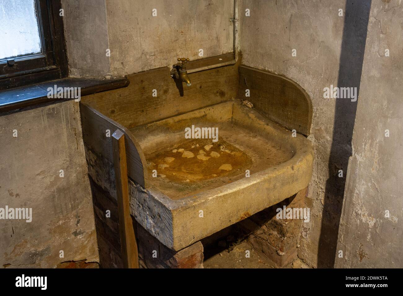 Stone sink in the kitchen/laundry area of Nottingham's County Gaol in ...