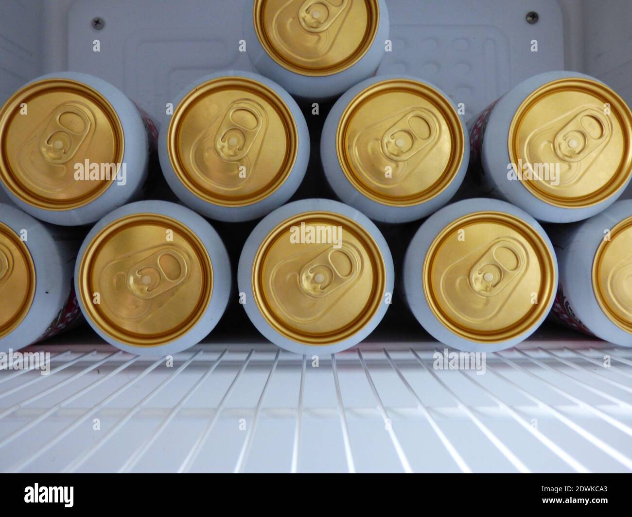 Drink drinks stacked cans hi-res stock photography and images - Alamy