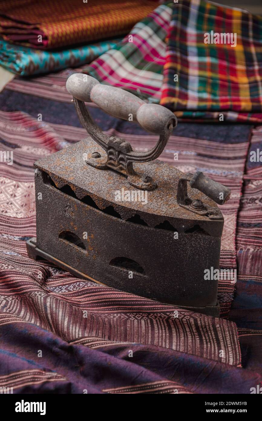 Old fashioned cloth hi-res stock photography and images - Alamy