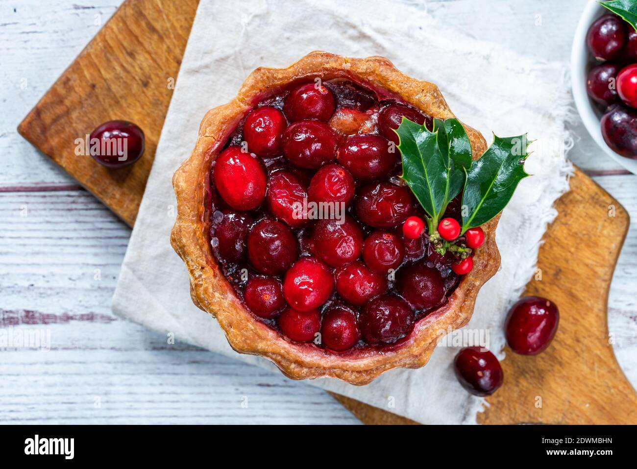 Traditional cranberry topped pork pie - overhead view Stock Photo - Alamy