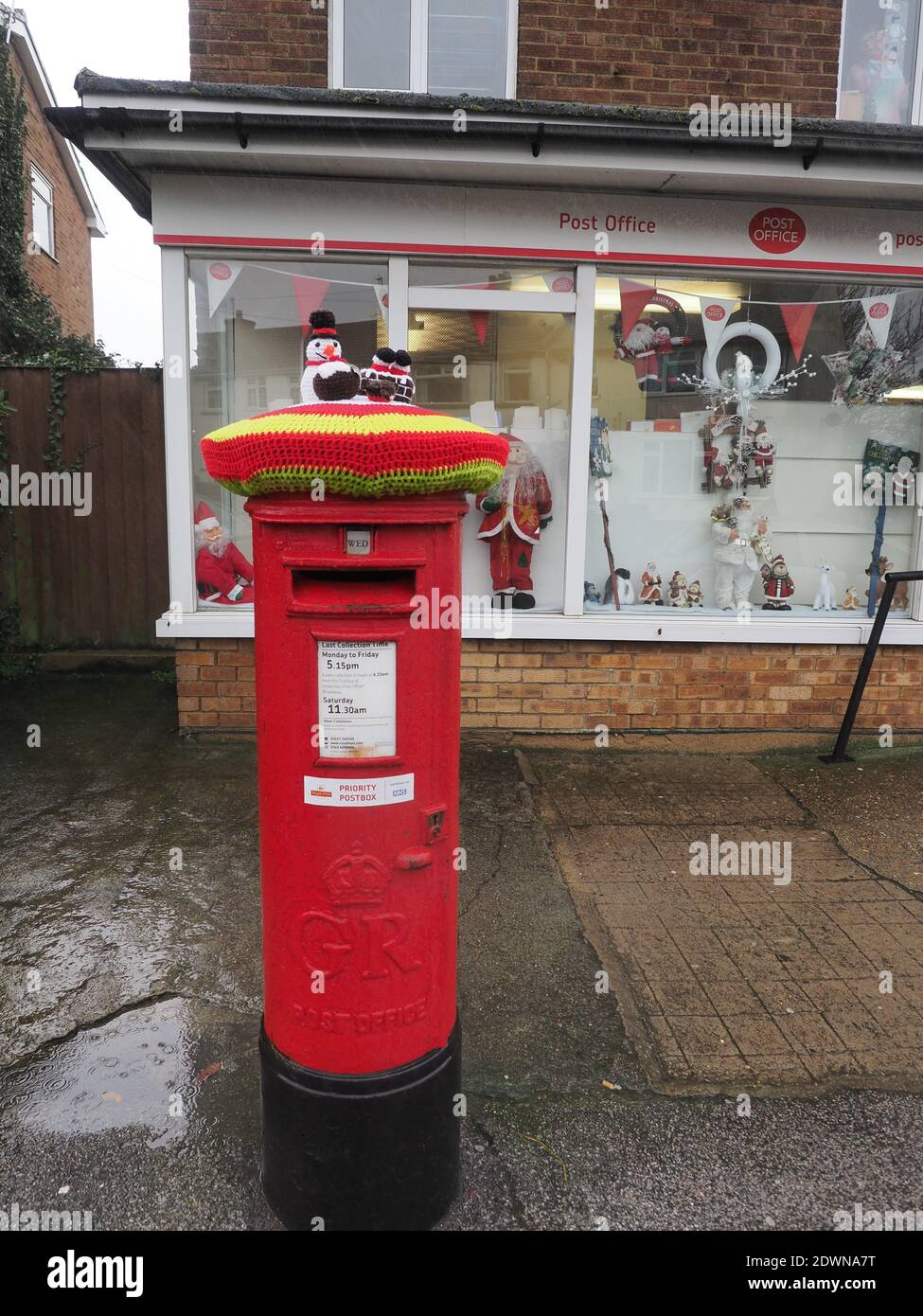 Postbox crochet hi-res stock photography and images - Alamy